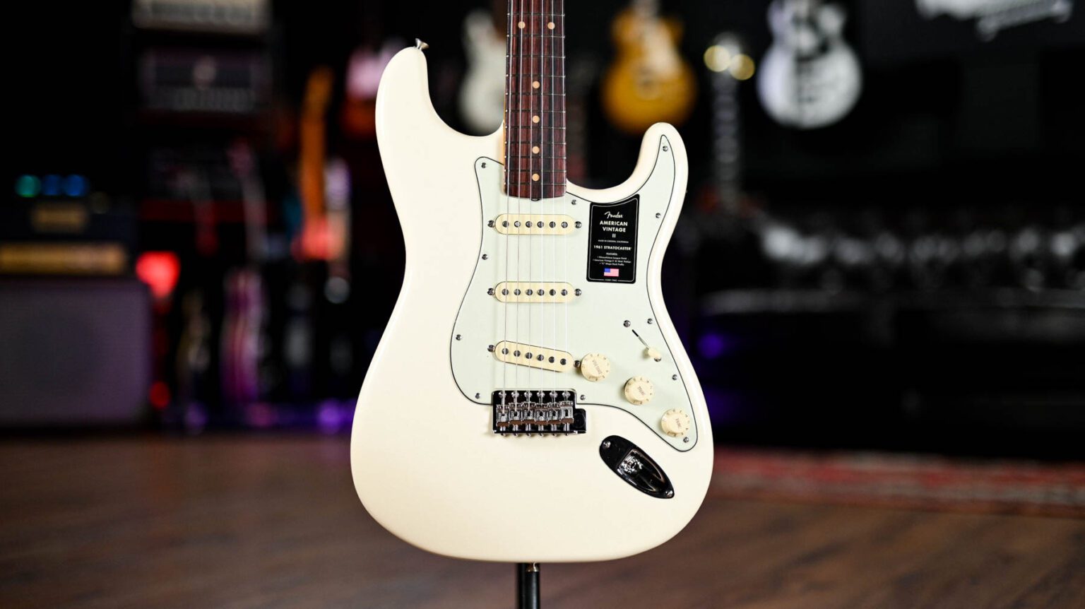 Fender American Vintage II 61 Stratocaster 2022 Review - Guitar Talk