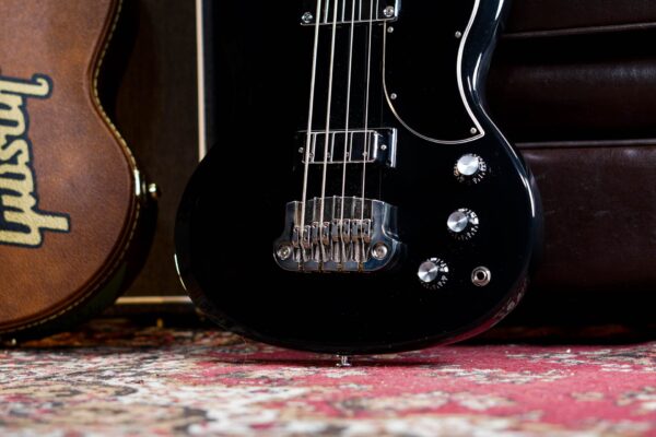 Gibson SG Short Scale Bass in Ebony - Guitar Gear Giveaway
