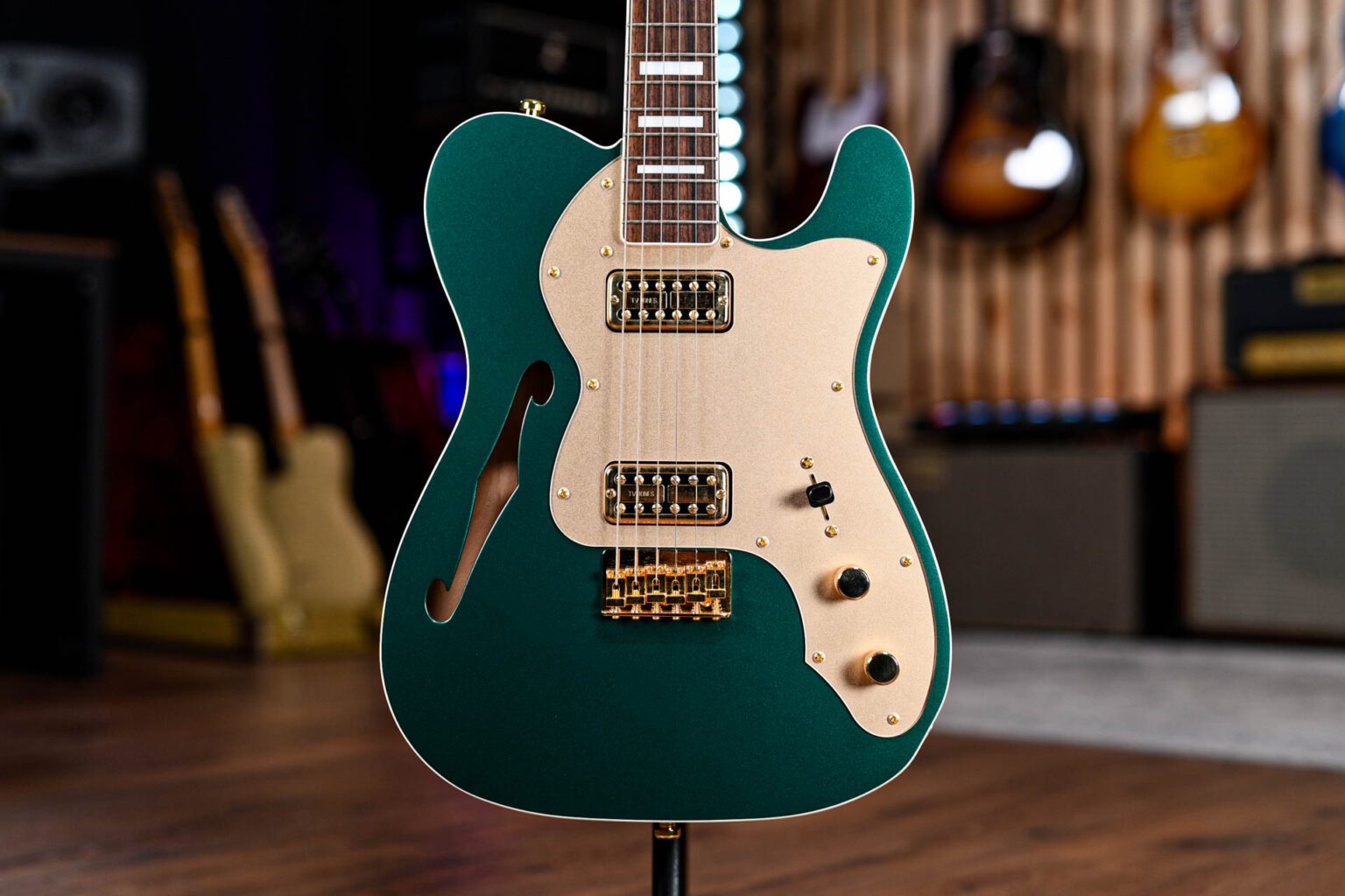 Fender Limited Edition MIJ Super Deluxe Thinline Telecaster in Sherwood ...