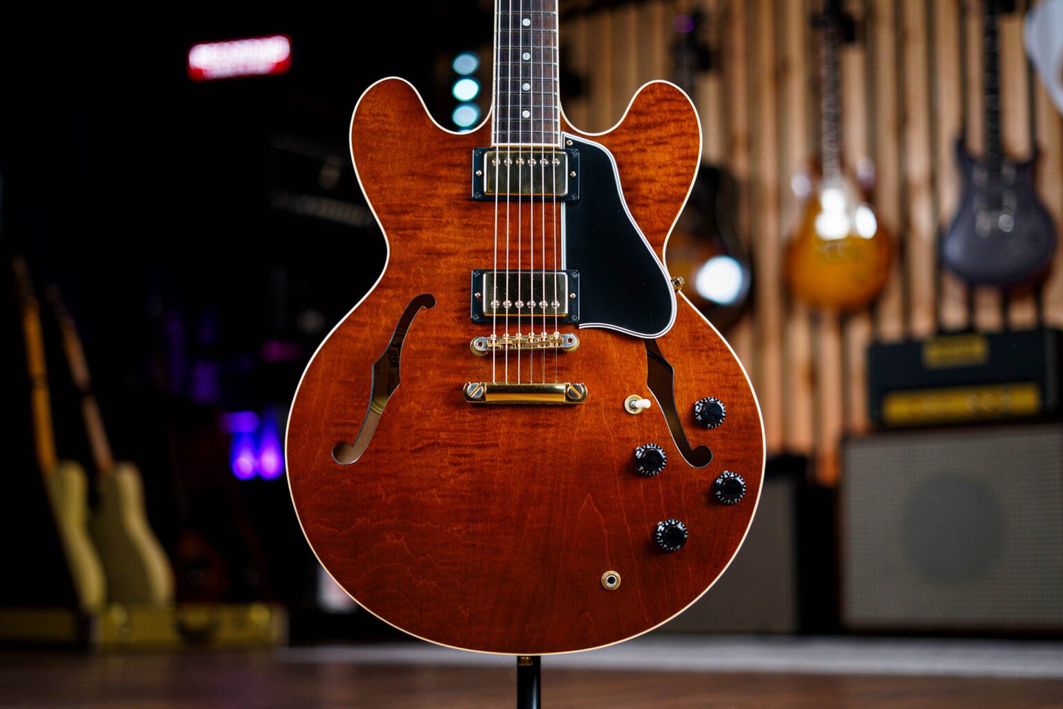 Gibson USA ES-335 Dot in Figured Root Beer - Guitar Gear Giveaway