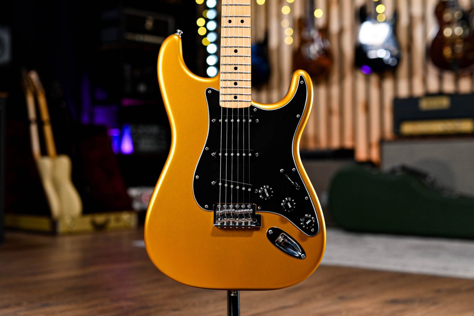 Fender FSR Standard Stratocaster Satin Blaze Gold - Guitar Gear Giveaway