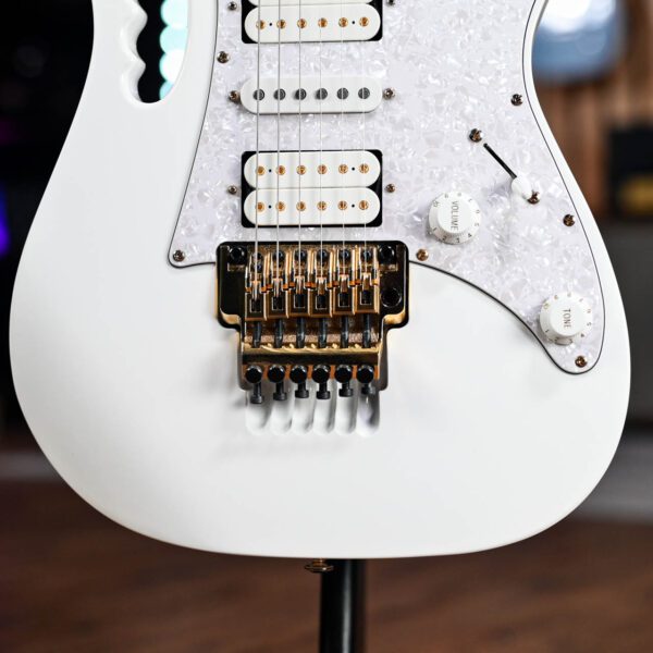 Ibanez Signature JEM7VP Premium Steve Vai in White - Guitar Gear Giveaway