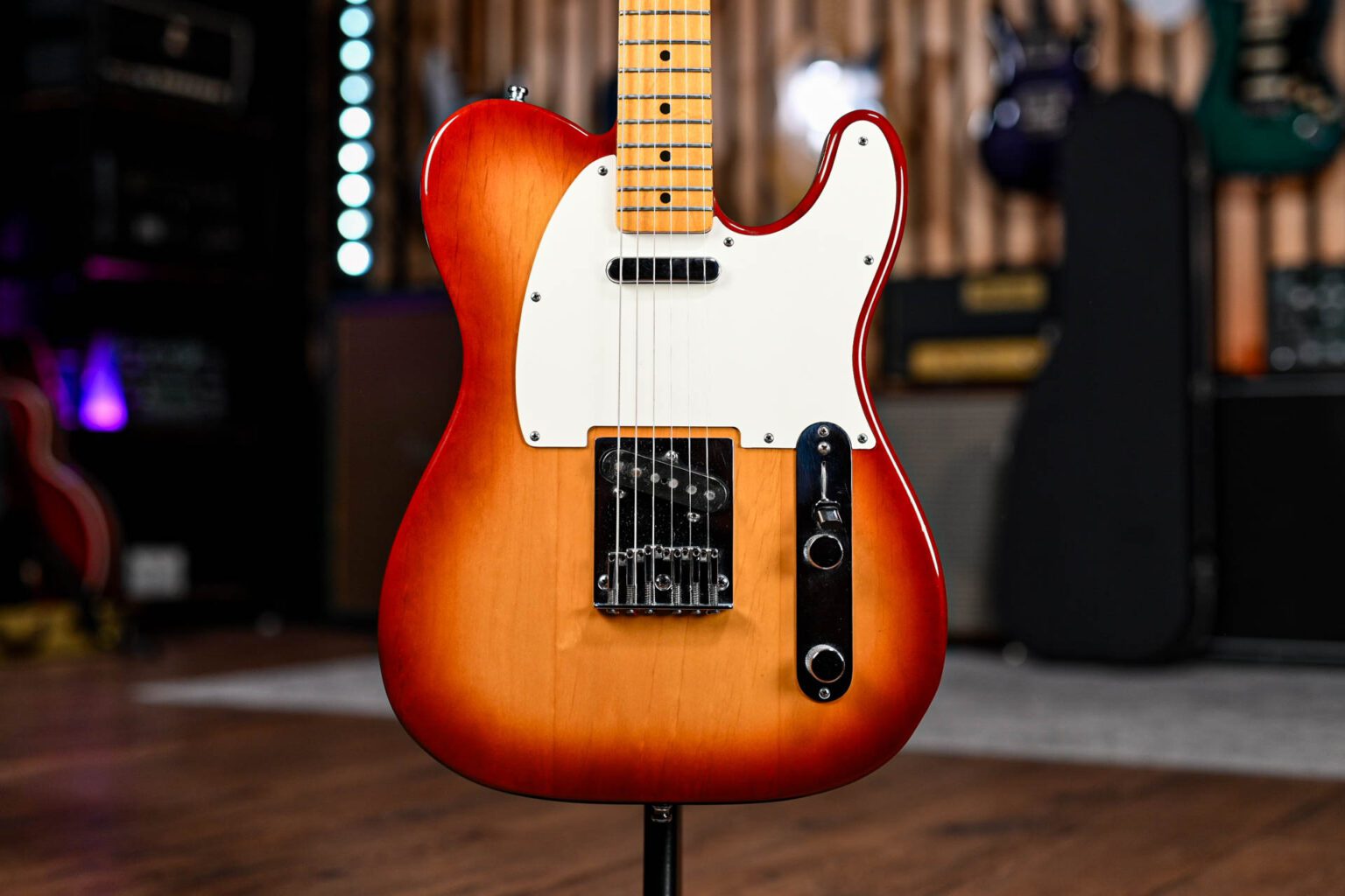 Fender 1983 USA Standard Telecaster Sienna Sunburst - Guitar Gear Giveaway