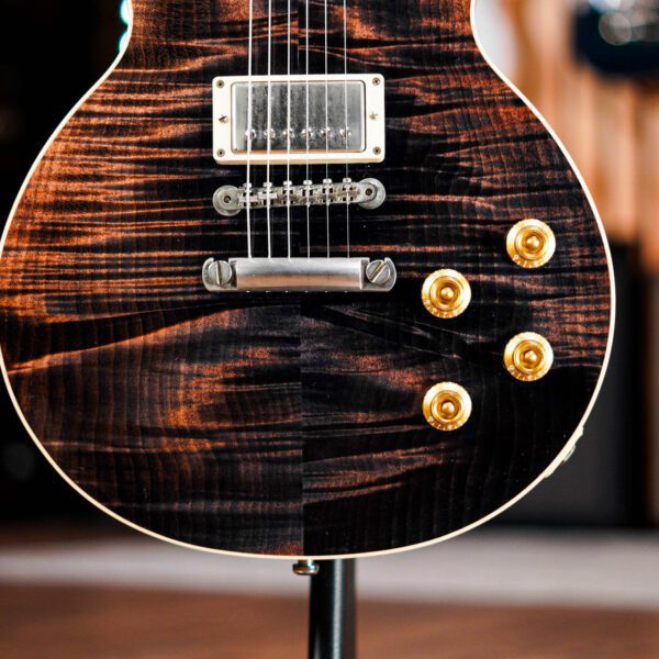 Gibson Custom Shop Class 5 Les Paul - Guitar Gear Giveaway