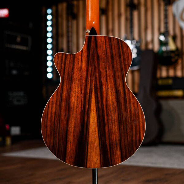 Faith FVHG Venus Cutaway Electro High Gloss - Guitar Gear Giveaway