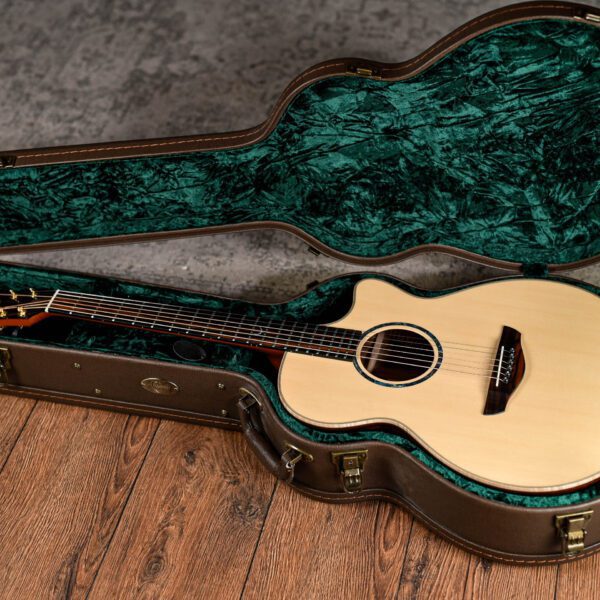Faith FVHG Venus Cutaway Electro High Gloss - Guitar Gear Giveaway