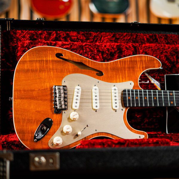 Fender Custom Shop 30th Anniversary Artisan Koa Thinline Stratocaster ...