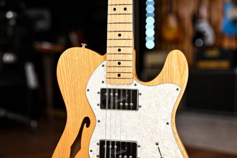 Fender Classic Series 72 Thinline Telecaster in Natural - Guitar Gear ...