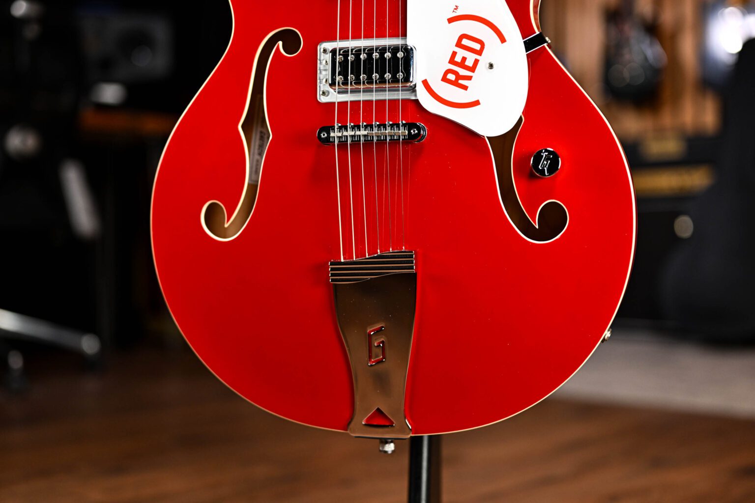 Gretsch G5623 Electromatic Center Block Bono in Red - Guitar Gear Giveaway