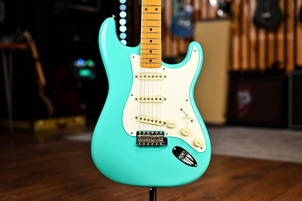 Fender American Vintage II 1957 Stratocaster in Sea Foam Green - Guitar ...