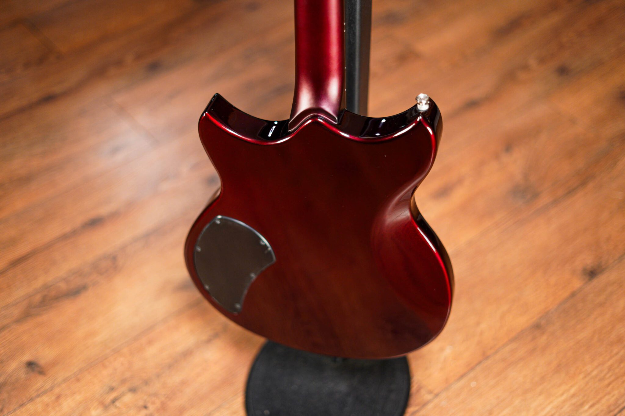 Yamaha Revstar Element RSe20 in Red Copper - Guitar Gear Giveaway