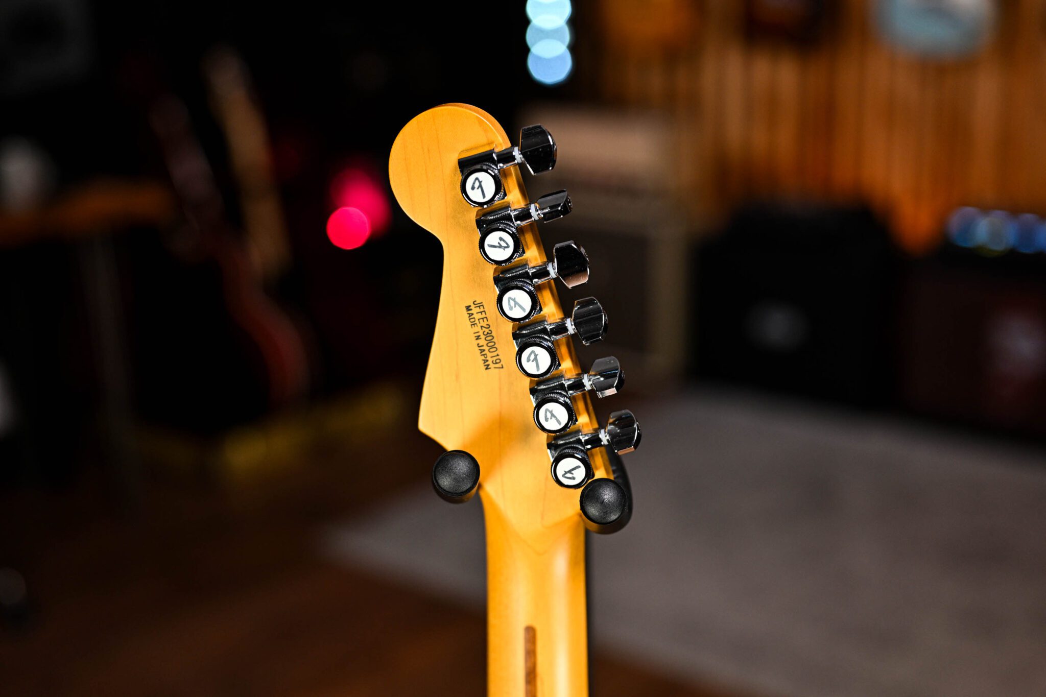 Fender Aerodyne Special Stratocaster in Chocolate Burst - Guitar Gear ...